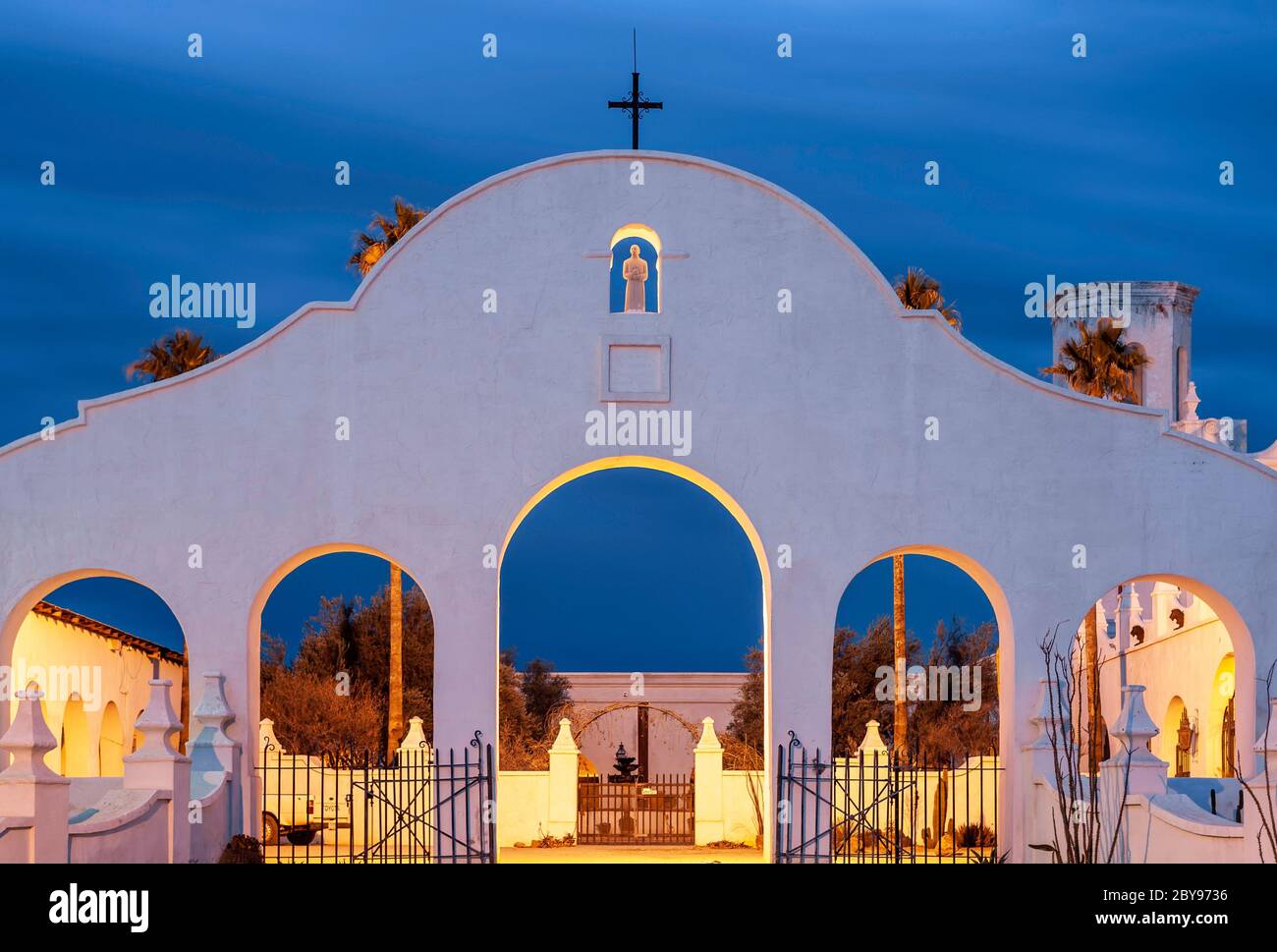 Arches, Mission San Xavier del Bac (founded 1700, current structure ...