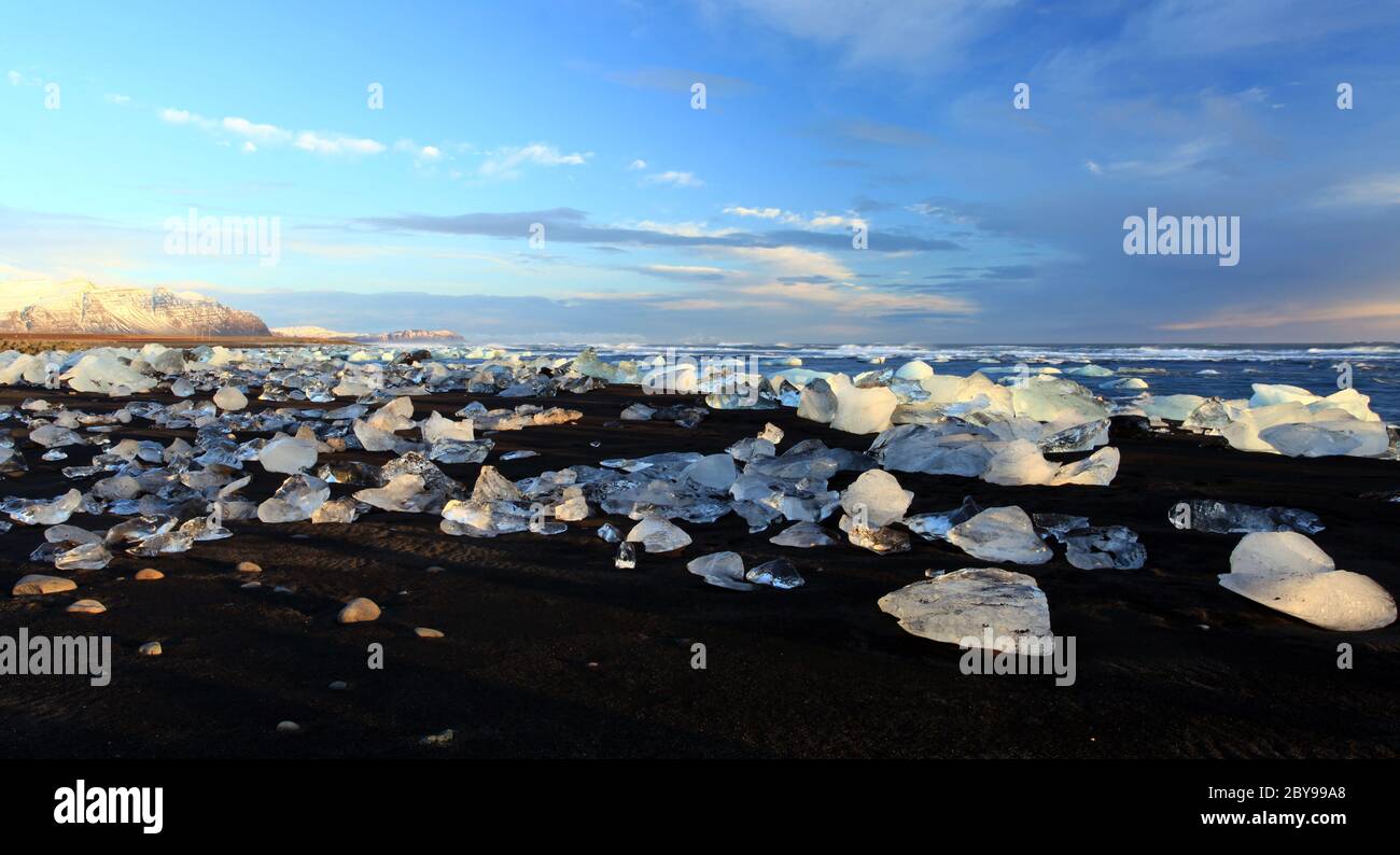 Blue iceburg hi-res stock photography and images - Alamy