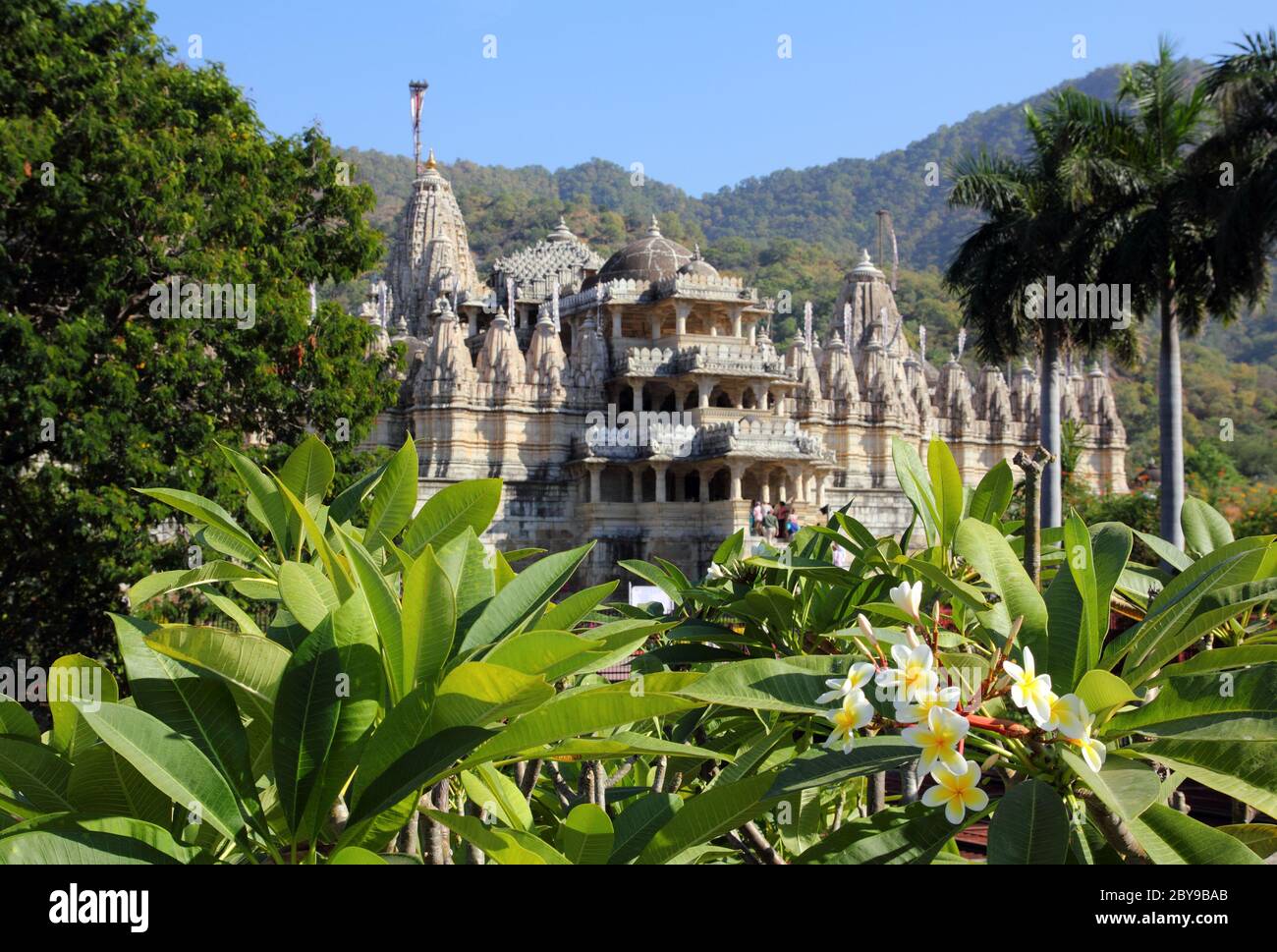 hinduism temple ranakpur in india Stock Photo - Alamy