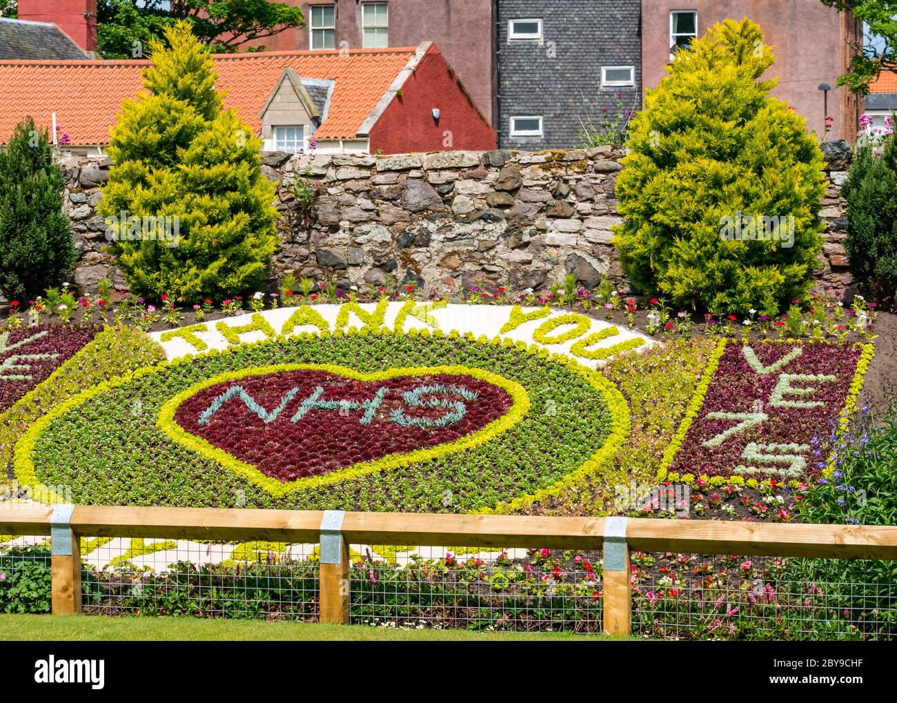 Thank you NHS & VE Day 75th anniversary commemorated in floral display ...