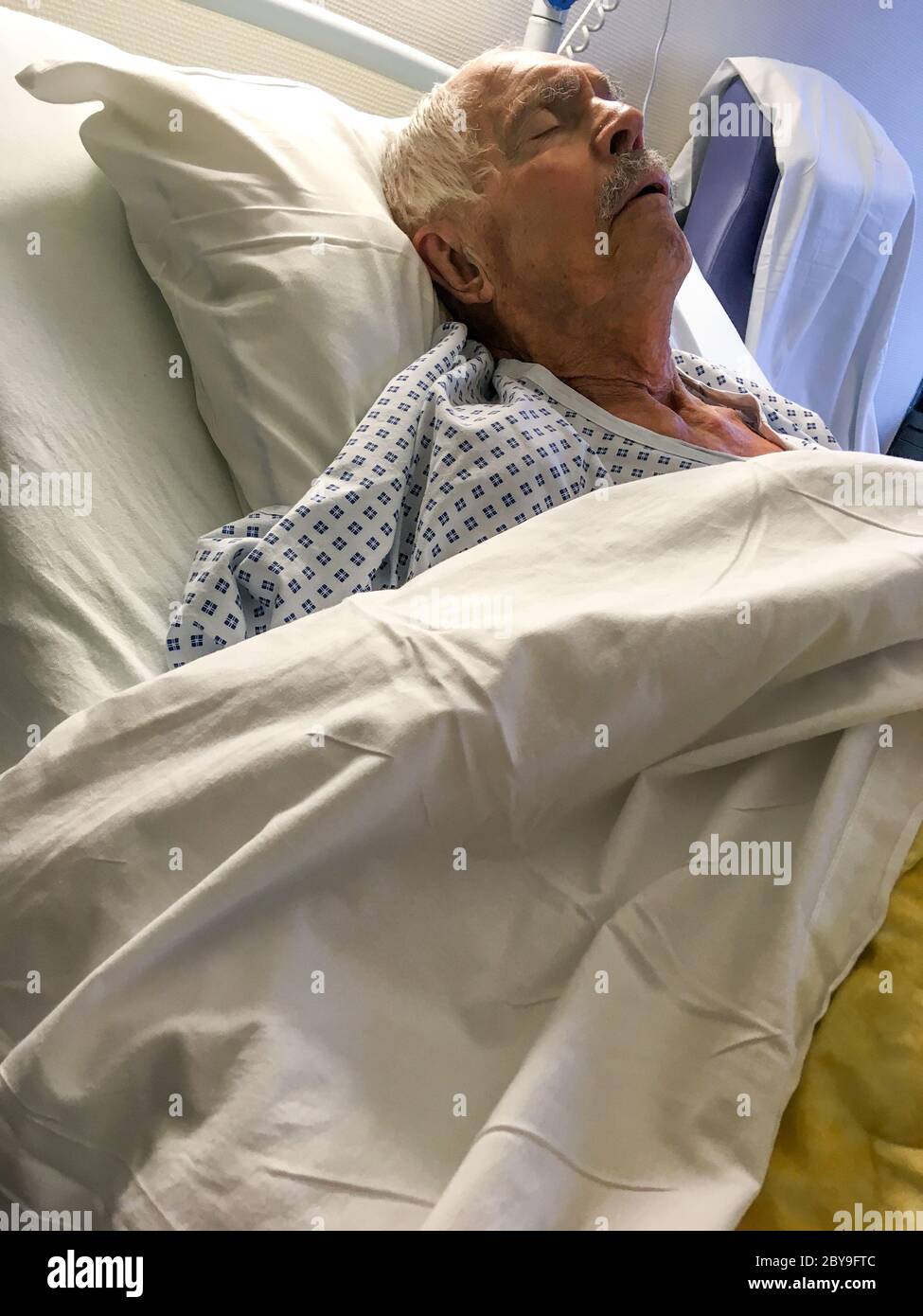 "END of LIFE", Photo essay on a man at end-of-life, Lyon, France Stock ...