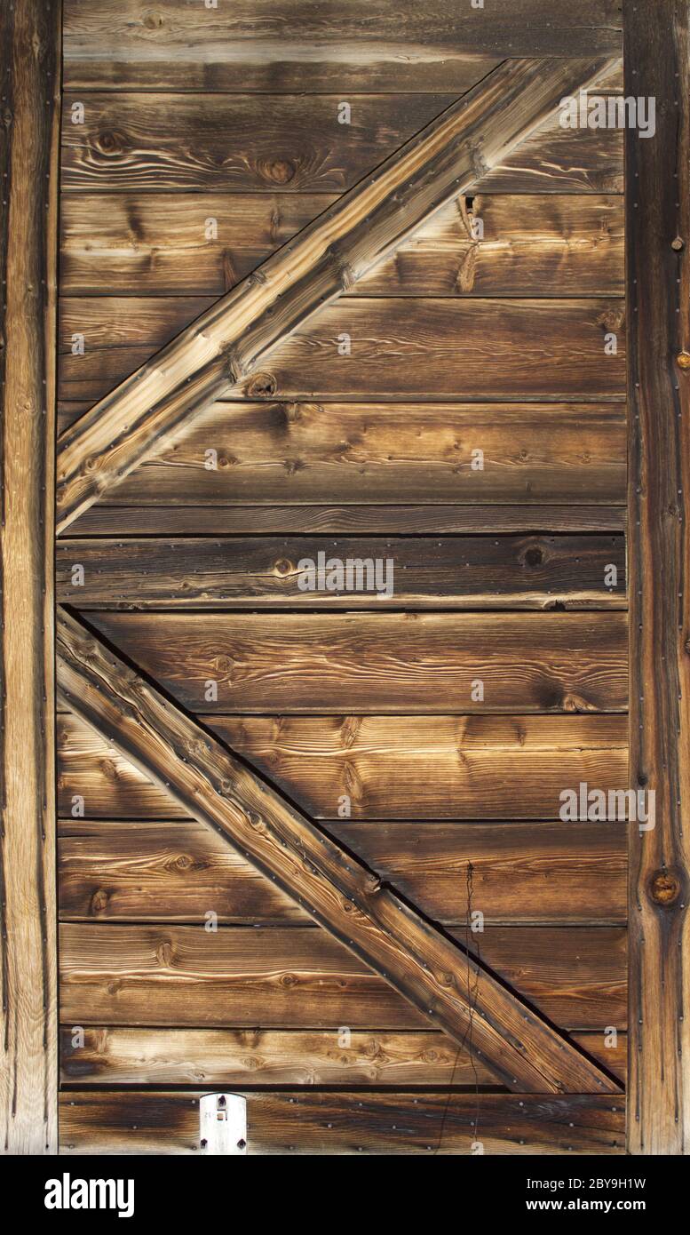 Old barn door wood texture Stock Photo - Alamy
