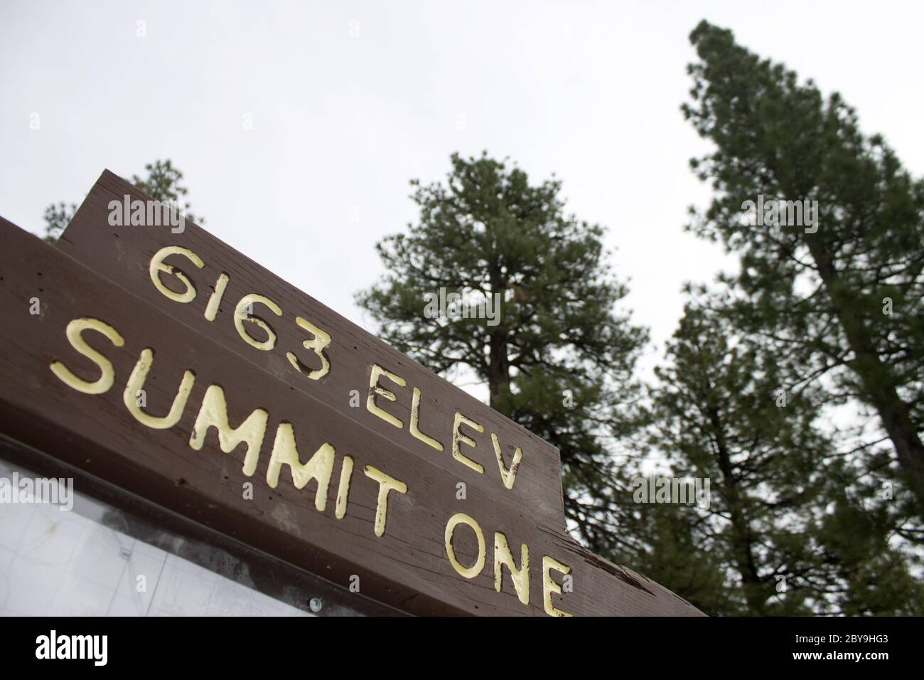 Summit one hi-res stock photography and images - Alamy