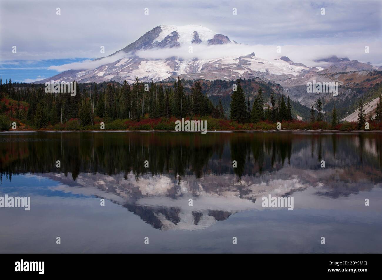 Bench lake mount rainier hi-res stock photography and images - Alamy