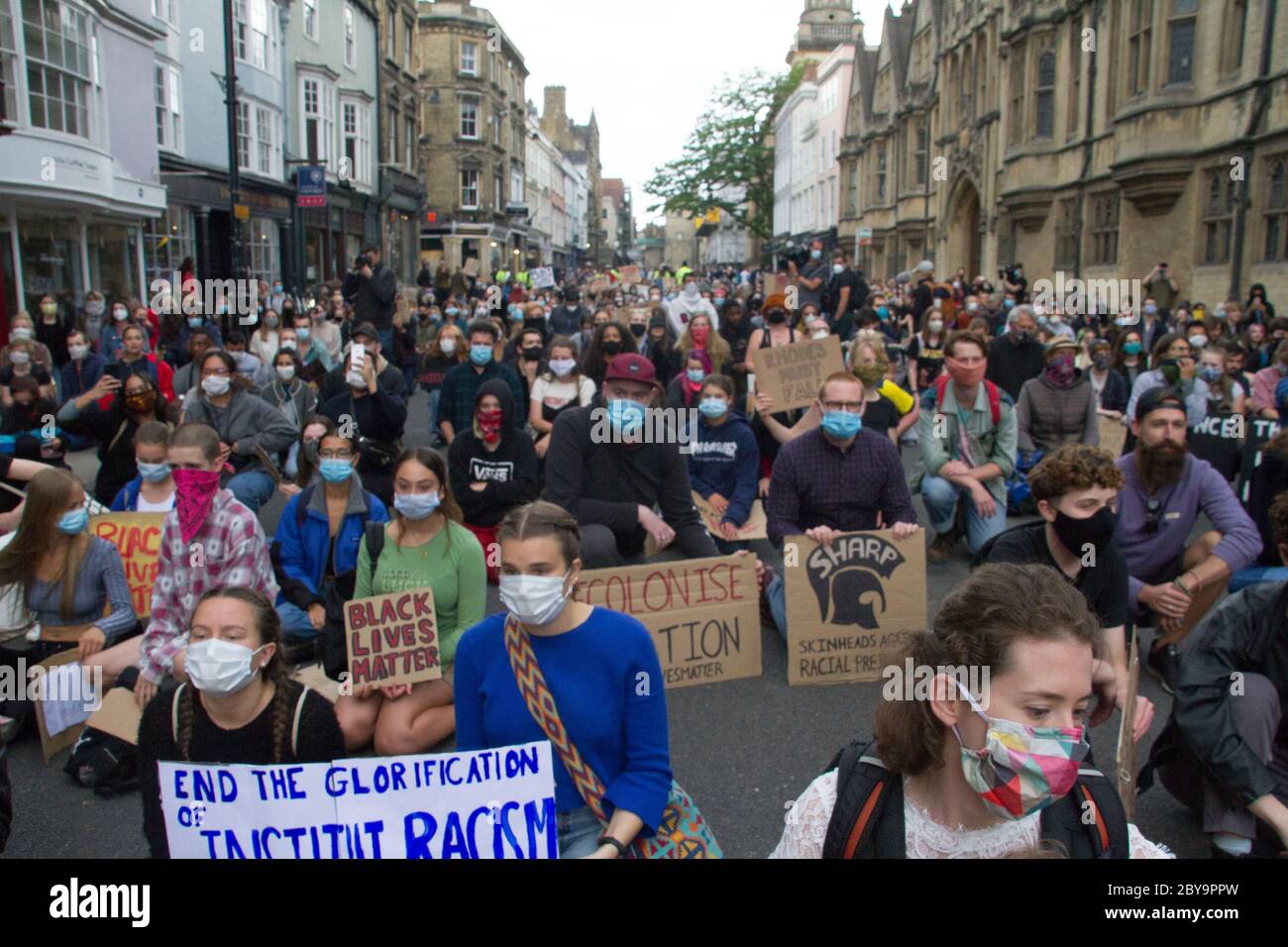 Oxford,UK 9th June 2020 Uk. Campaigner of Rhodes Must fall held a ...
