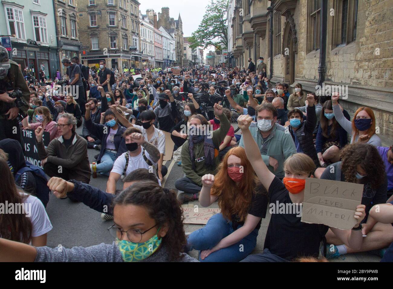 Oxford,UK 9th June 2020 Uk. Campaigner of Rhodes Must fall held a ...