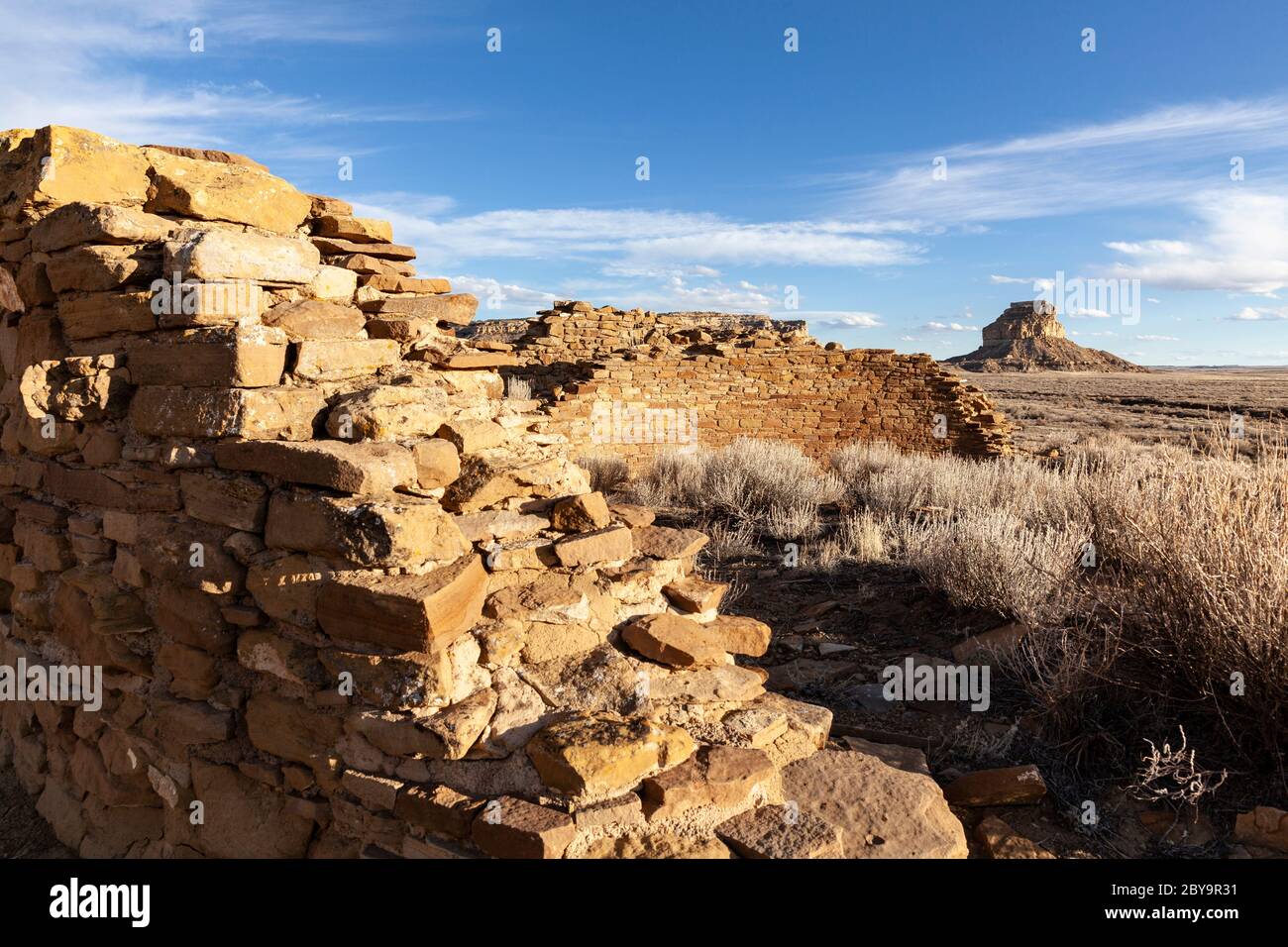 Early native american history hi-res stock photography and images - Alamy