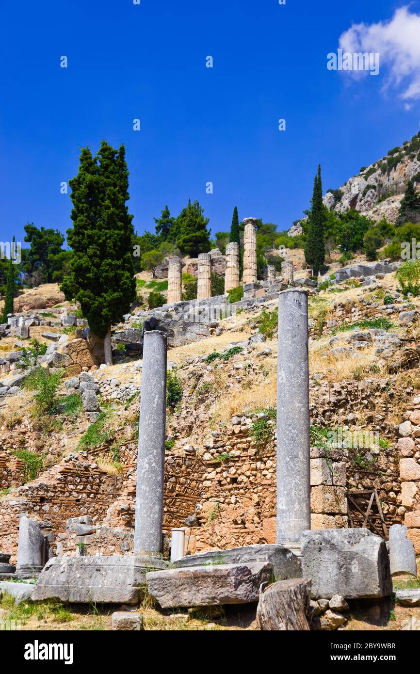 Delphi ruins hi-res stock photography and images - Alamy