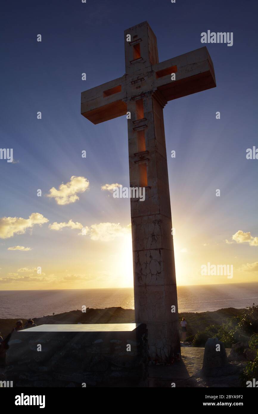 Solar cross symbol hi-res stock photography and images - Alamy