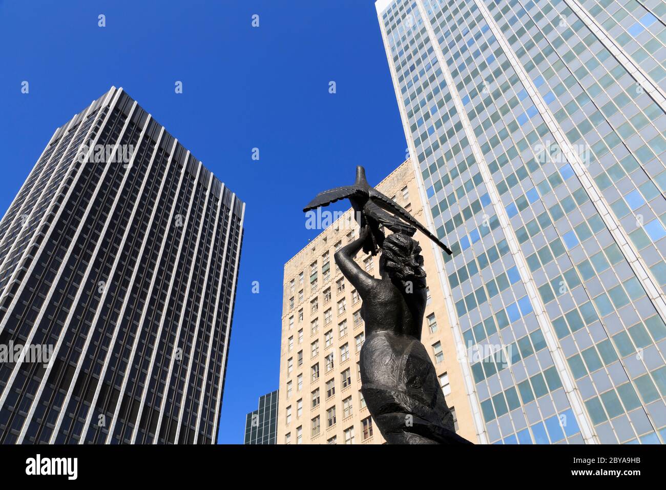 The Phoenix sculpture by Gamba Quirino, Woodruff Park,Atlanta,Georgia ...