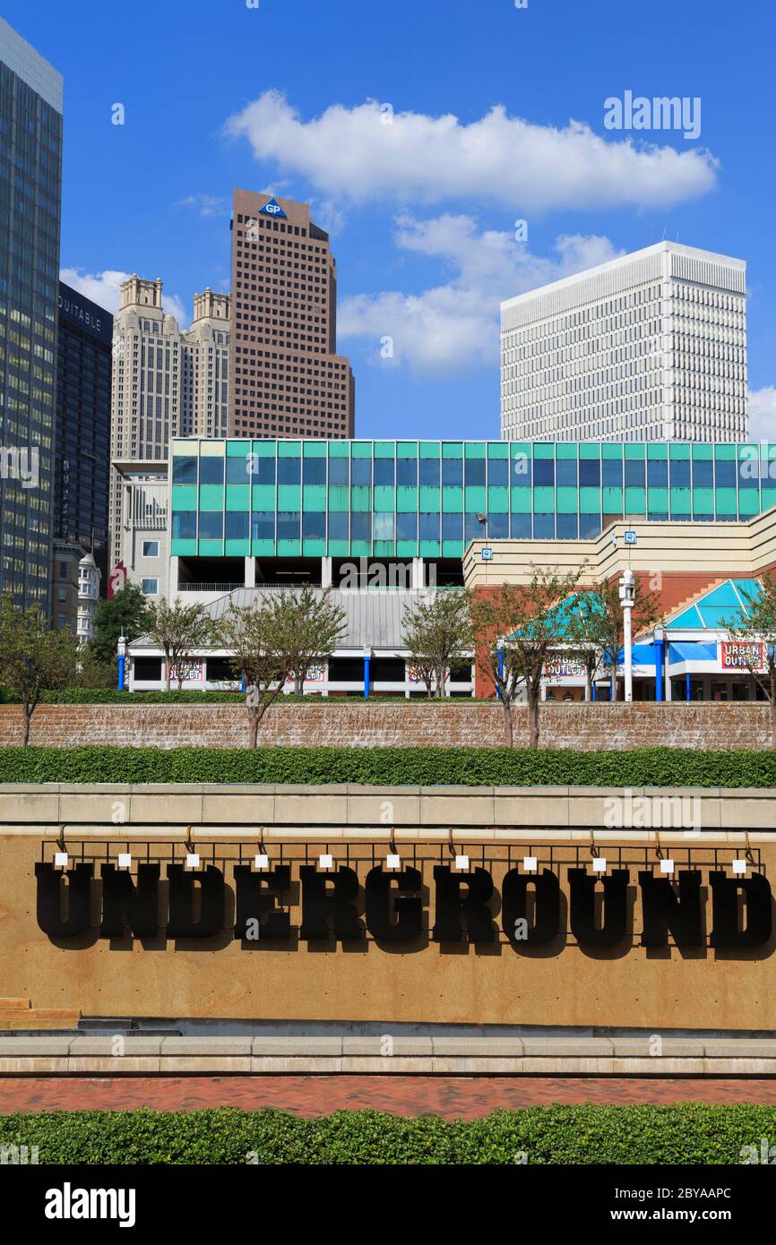 Underground atlanta georgia downtown hi-res stock photography and ...