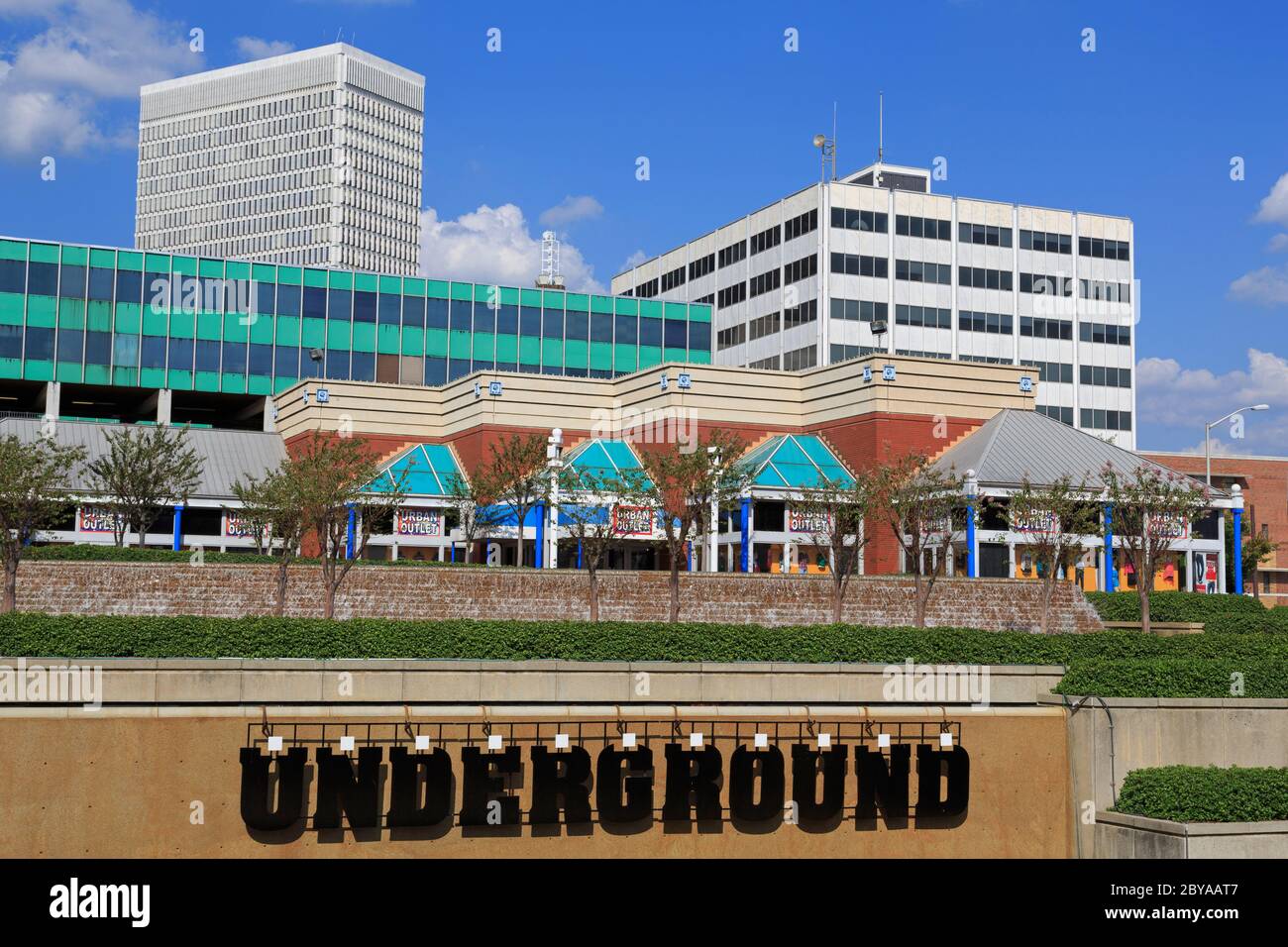 Underground atlanta georgia downtown hi-res stock photography and ...