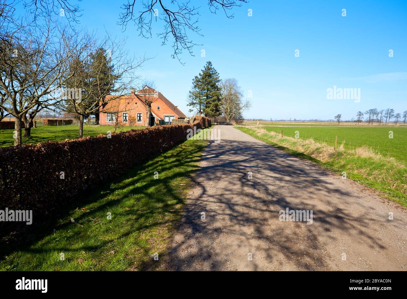 typical Dutch farmhouse Stock Photo - Alamy