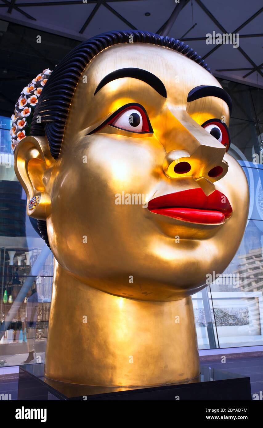 Sculpture of Indian woman's head Stock Photo - Alamy