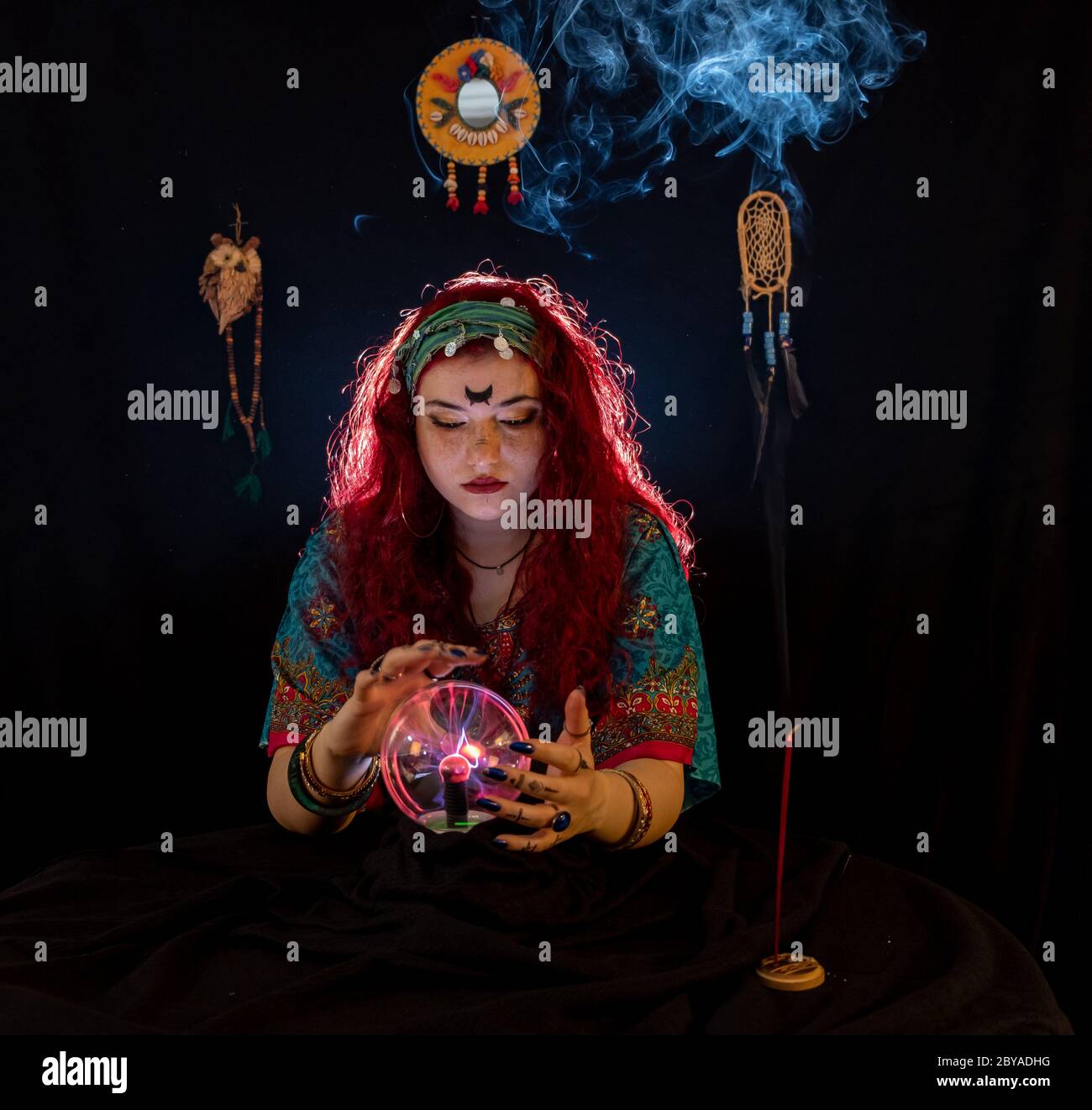 fortune teller lady is telling about your future Stock Photo - Alamy