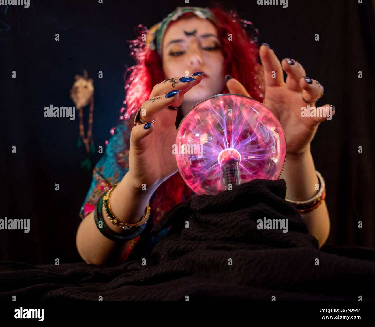 fortune teller lady is telling about your future Stock Photo - Alamy