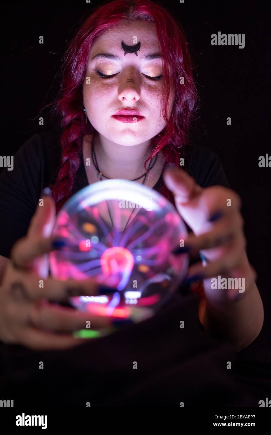 fortune teller lady is telling about your future Stock Photo - Alamy