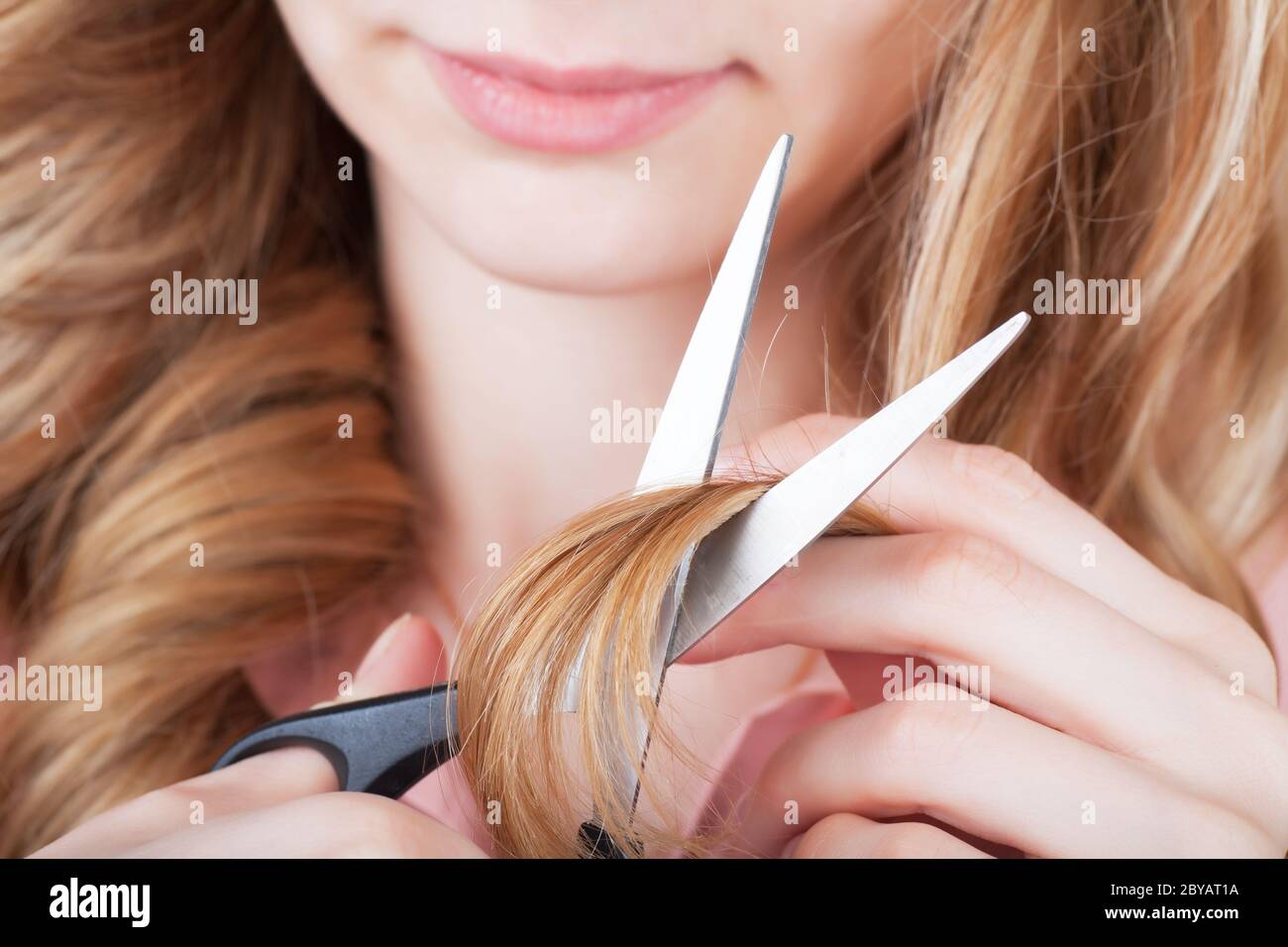 Hair cutting hi-res stock photography and images - Alamy