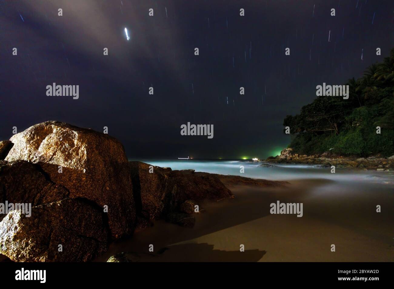 Night at the tropical beach Stock Photo - Alamy