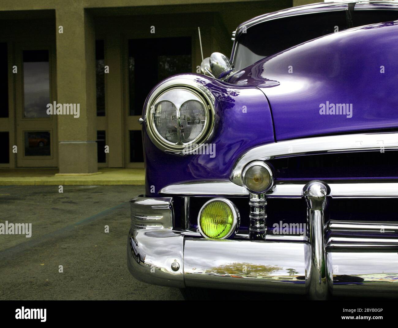 Chrome curves hi-res stock photography and images - Alamy