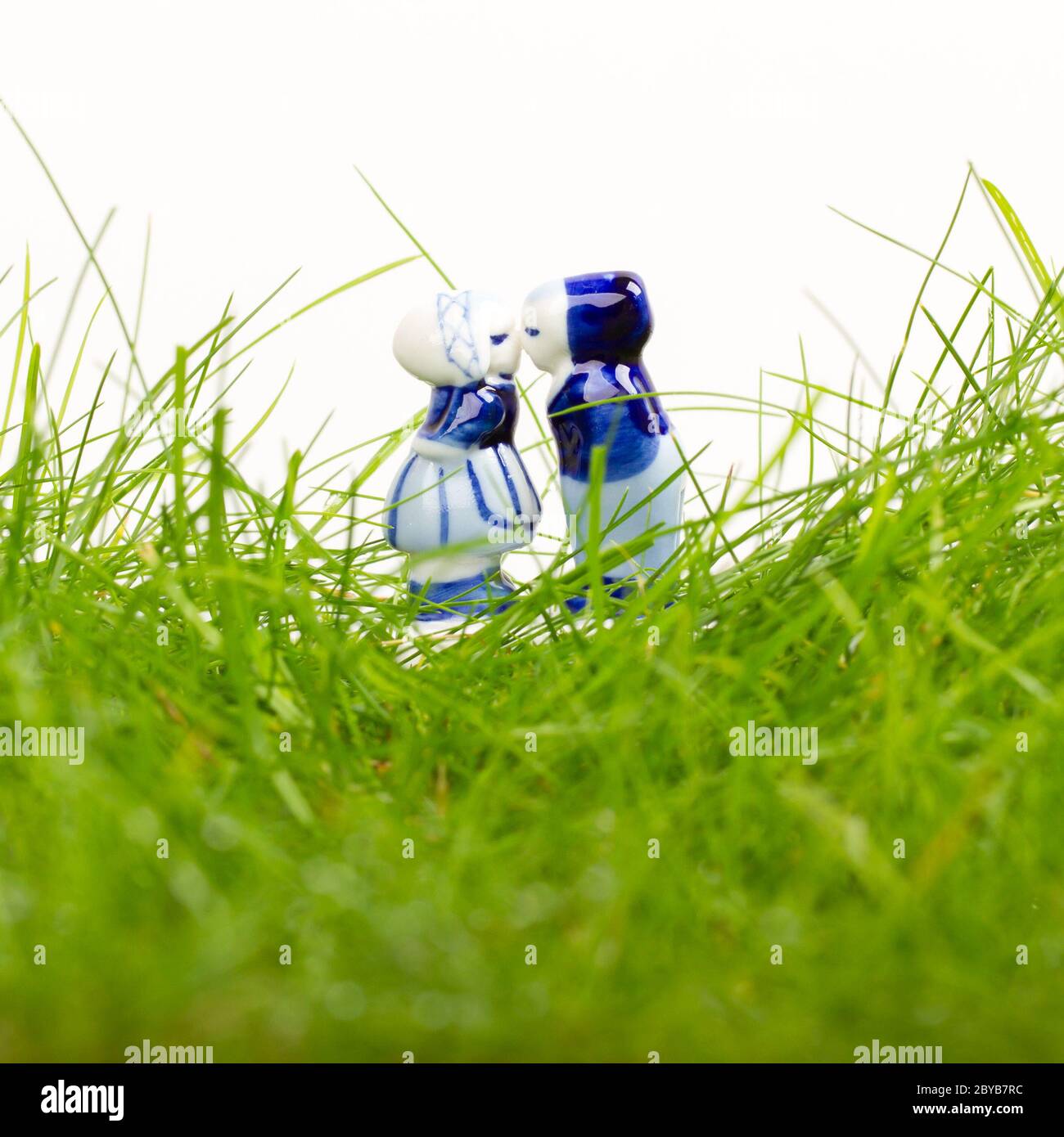 Typical dutch delft blue ceramic Stock Photo - Alamy