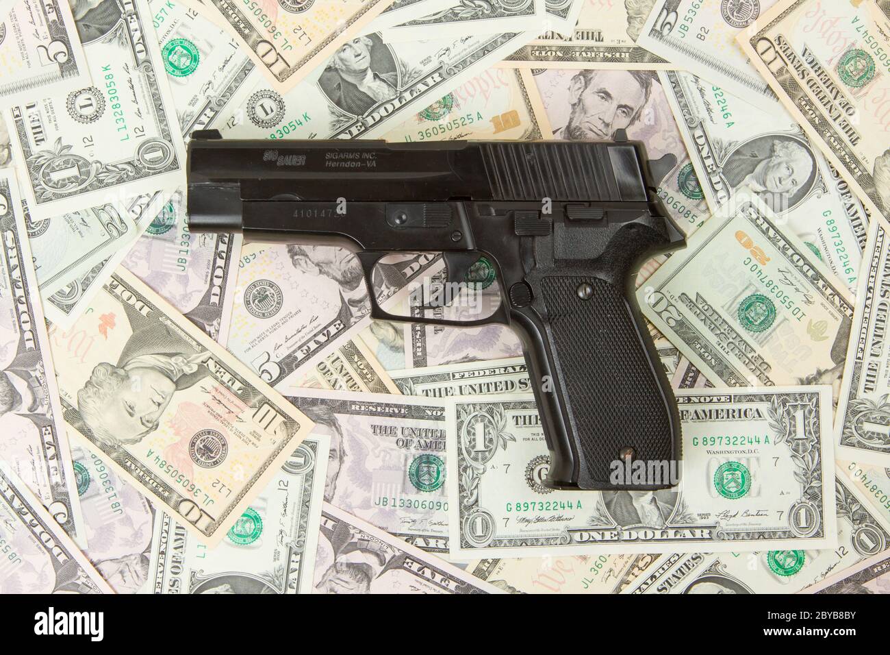 Money Sign Gangster High Resolution Stock Photography and Images - Alamy