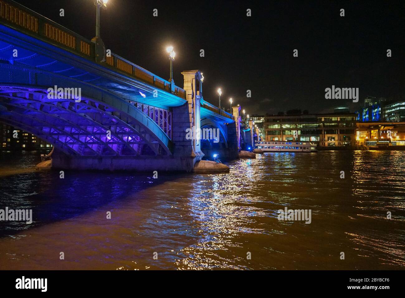 Thames with London Bridge and night lights Stock Photo - Alamy