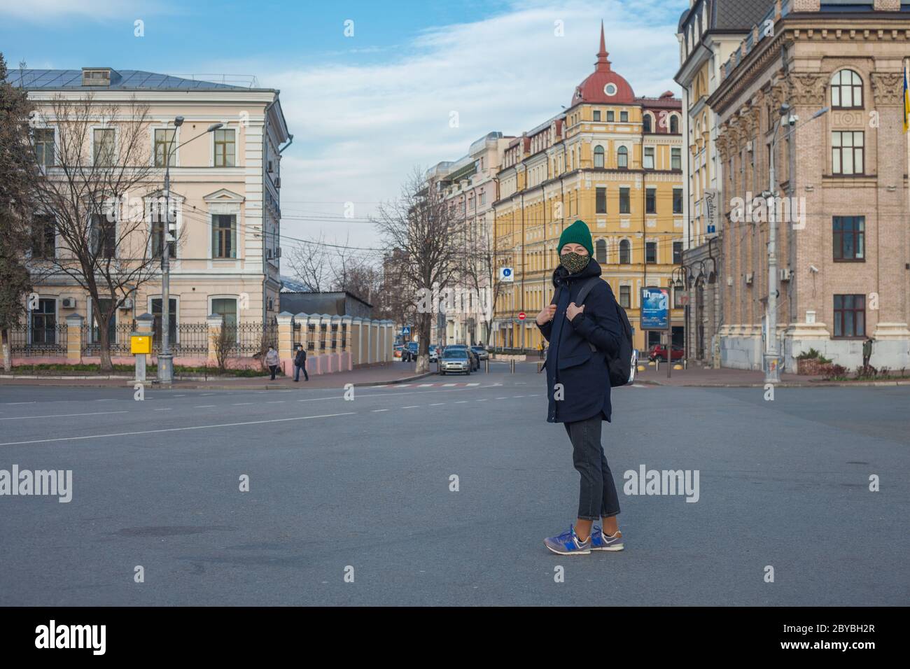 Ukraine kiev podol contracts square hi-res stock photography and images ...