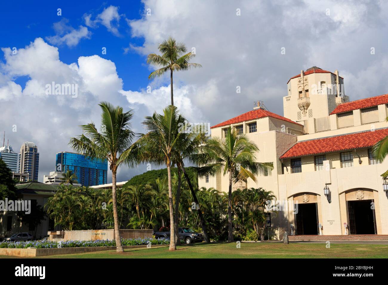 Honolulu hale hi-res stock photography and images - Alamy