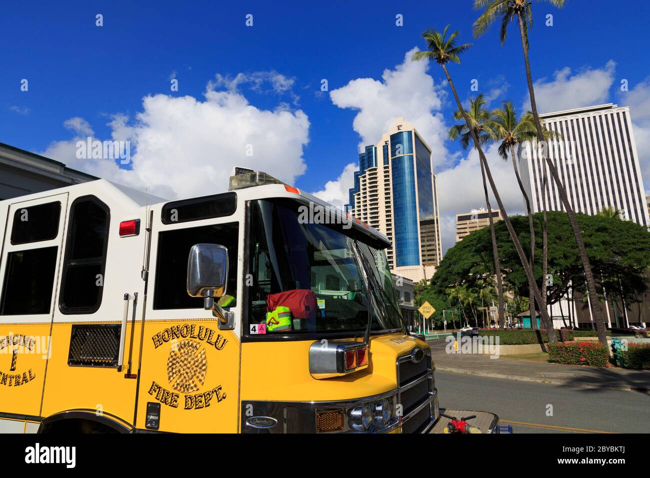 Fire Department Truck, Aloha Tower, Honolulu, Oahu Island, Hawaii, USA ...