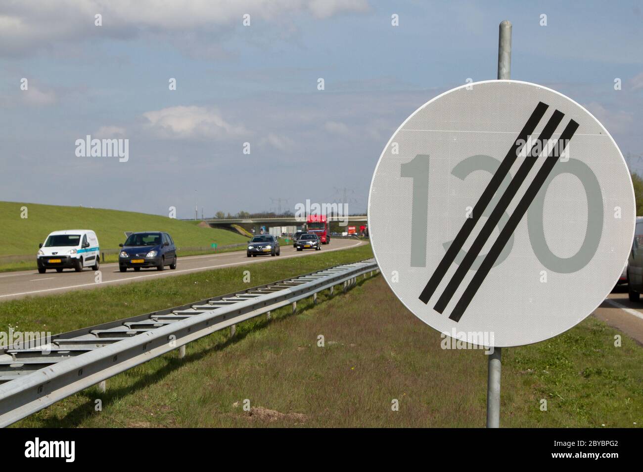 Road sign end speed limit Stock Photo - Alamy