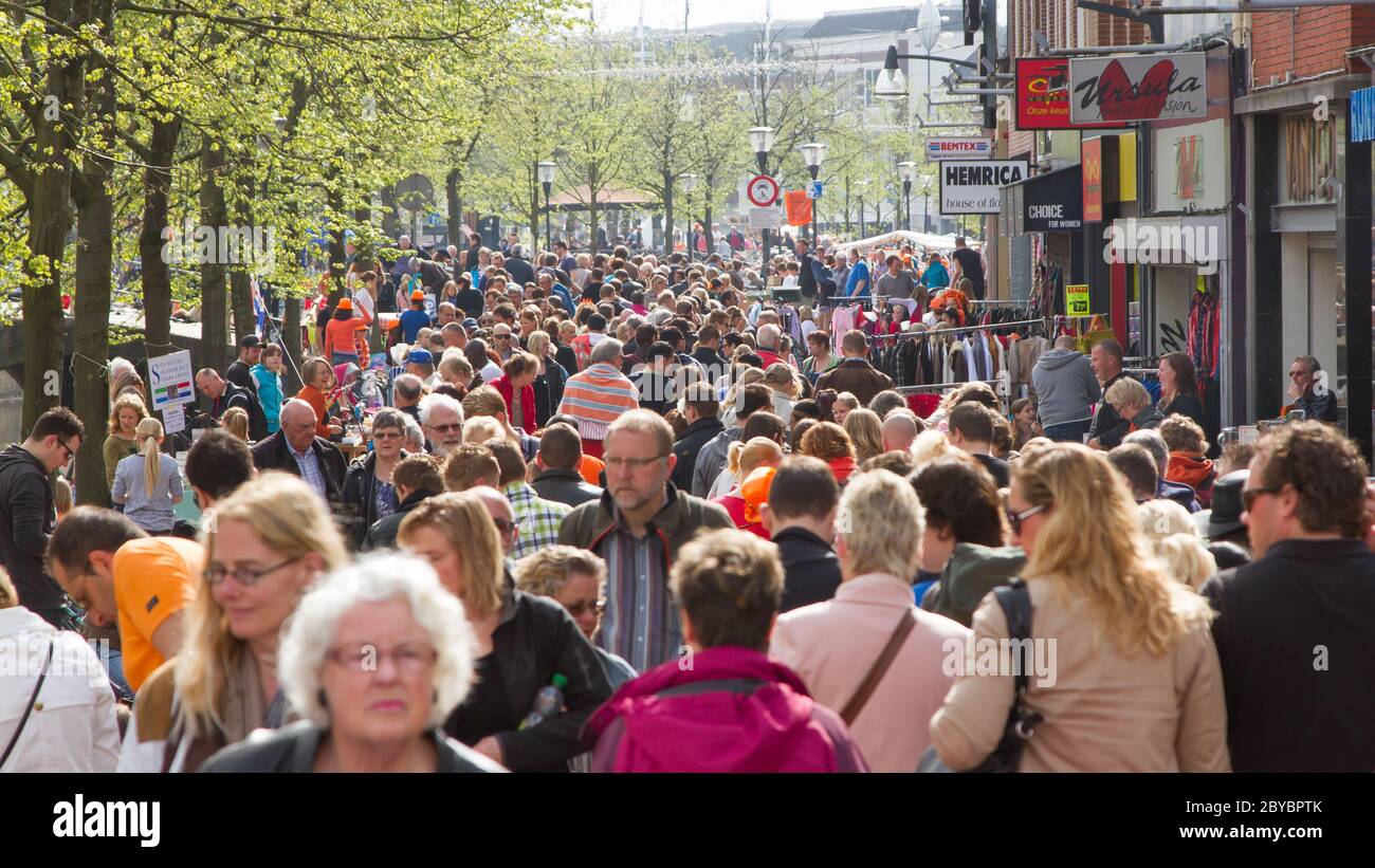 Typical Dutch flea market on Queen's Day Stock Photo - Alamy