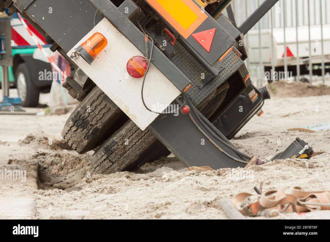 Collapsed mobile tower crane (Holland Stock Photo - Alamy