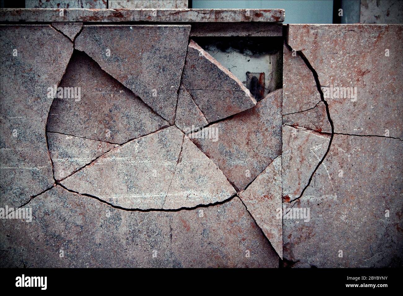 Abstract broken hi-res stock photography and images - Alamy