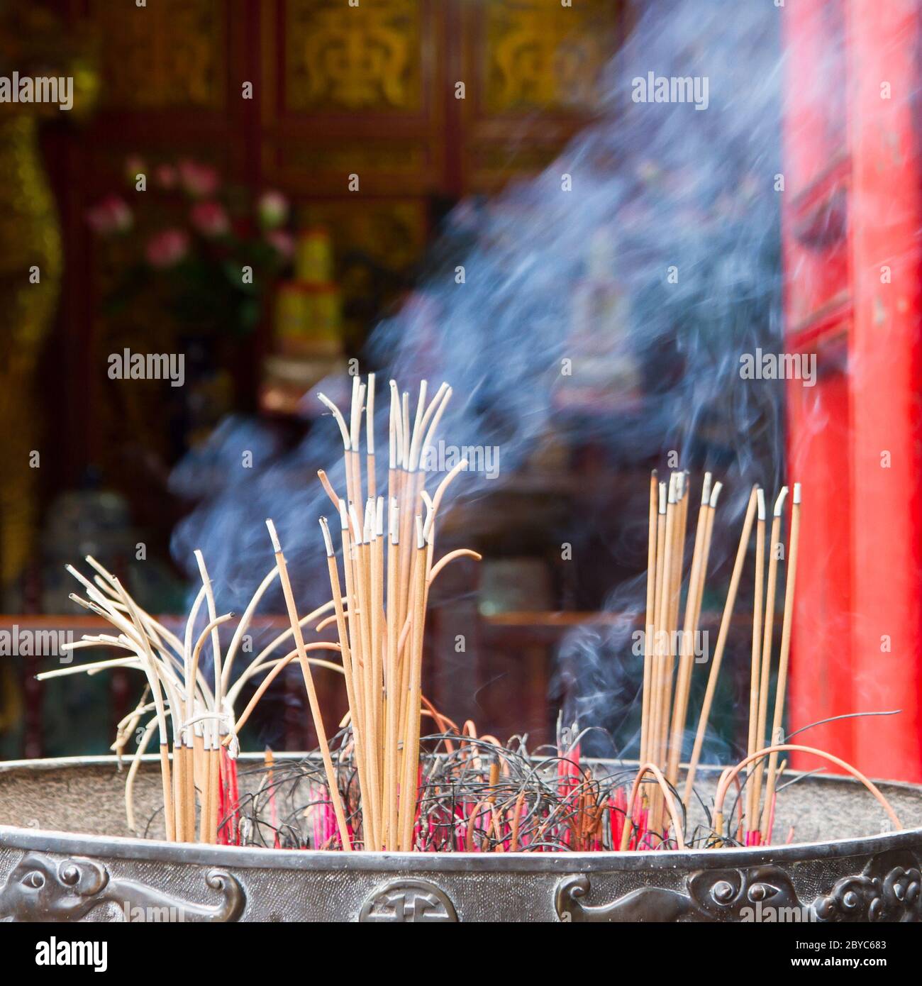 Incense furnace with smoking joss stick Stock Photo - Alamy