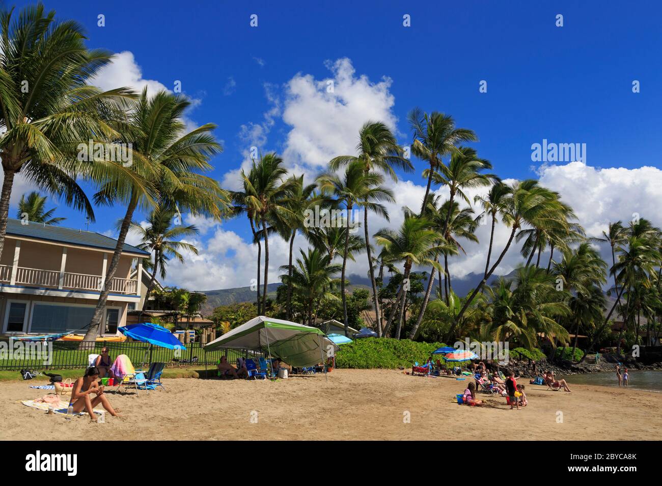 Baby beach hi-res stock photography and images - Alamy