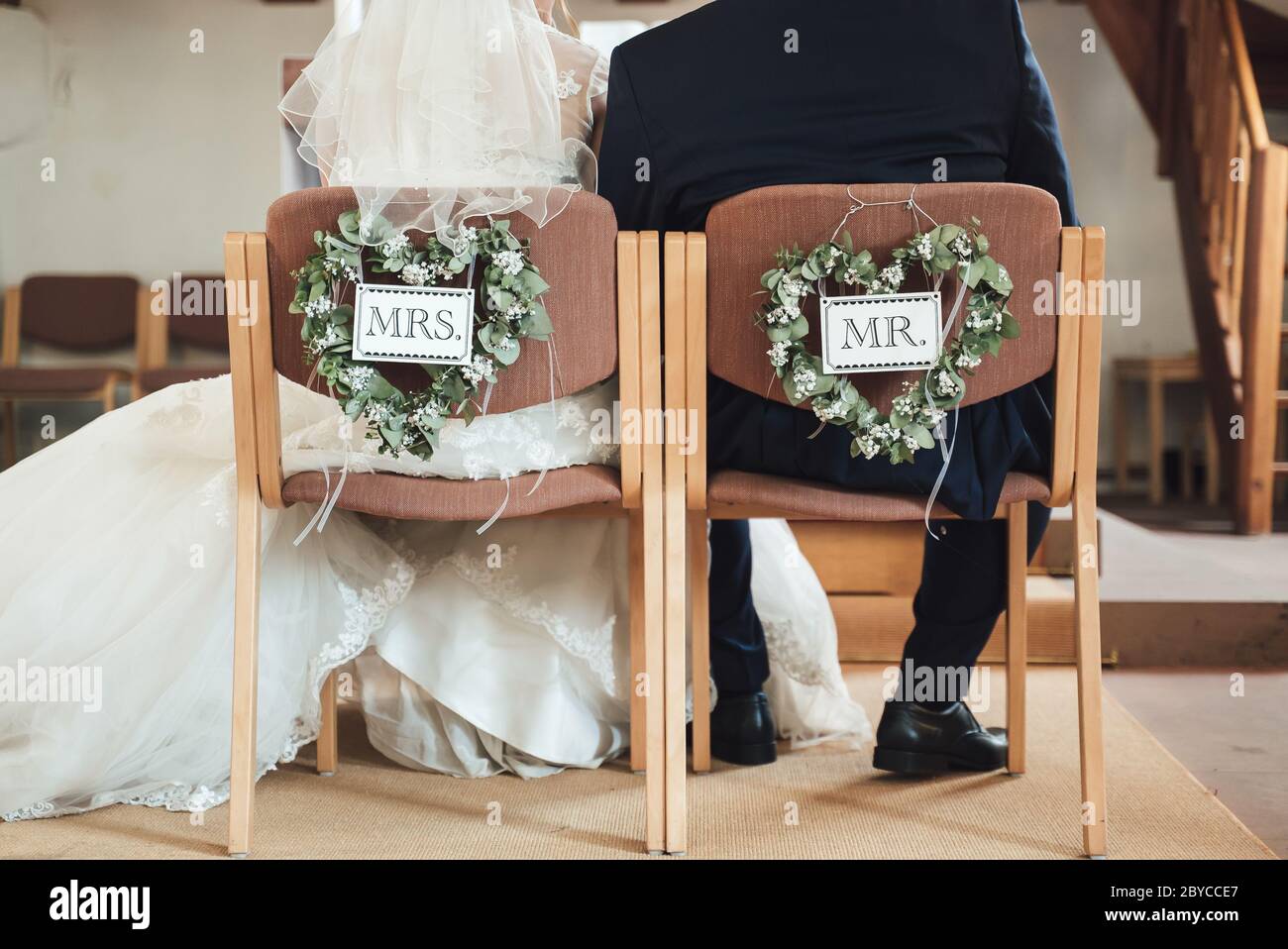 Bride and groom chairs hi-res stock photography and images - Alamy