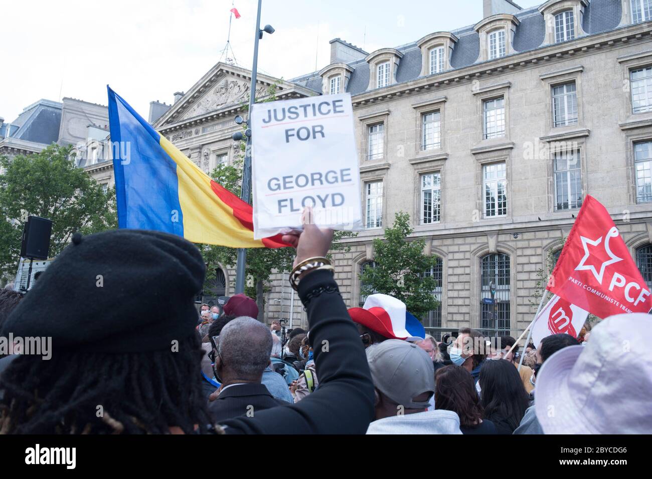 Sos Racisme High Resolution Stock Photography and Images - Alamy