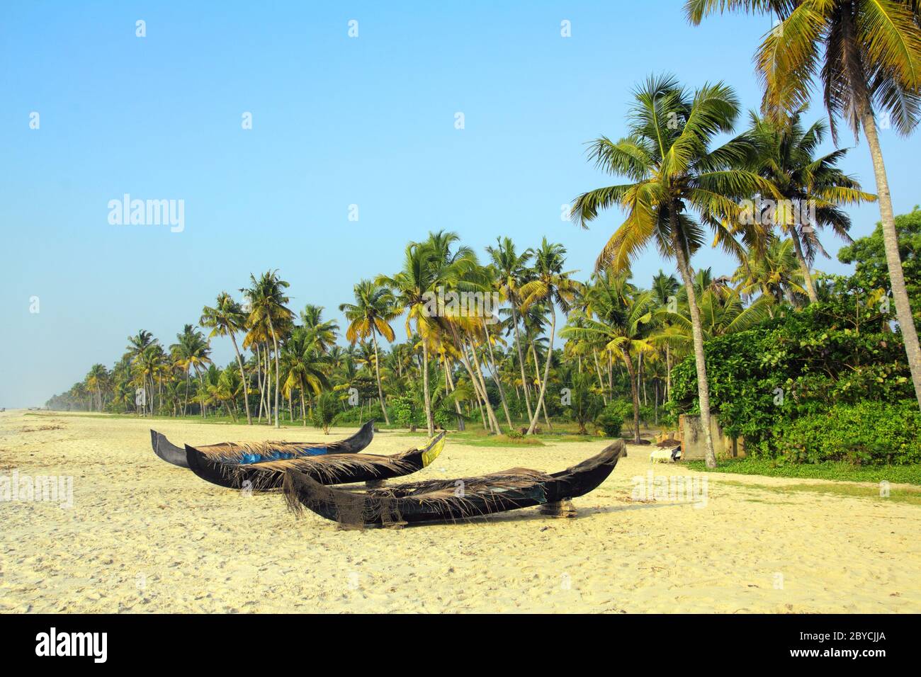 Wood boats india hi-res stock photography and images - Alamy