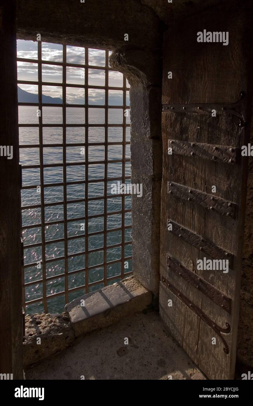 Stronghold window hi-res stock photography and images - Alamy