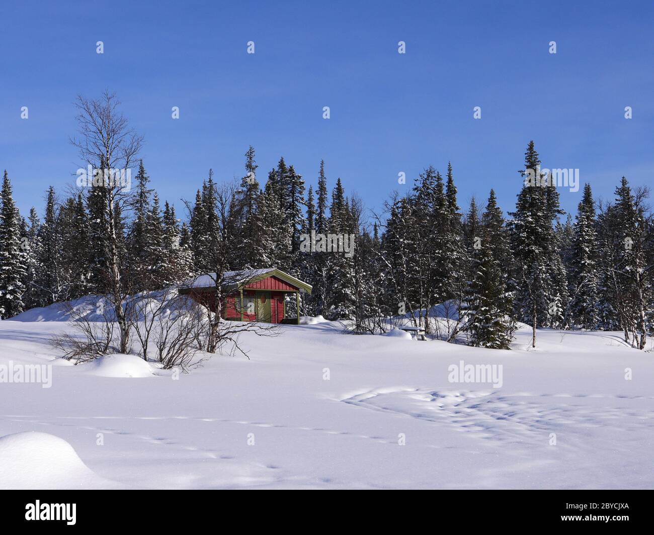 Wood cabin lapland hi-res stock photography and images - Alamy