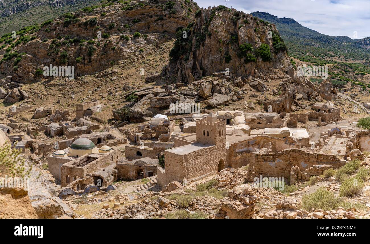 The abandonned Berber village of Zriba in Tunisia Stock Photo - Alamy