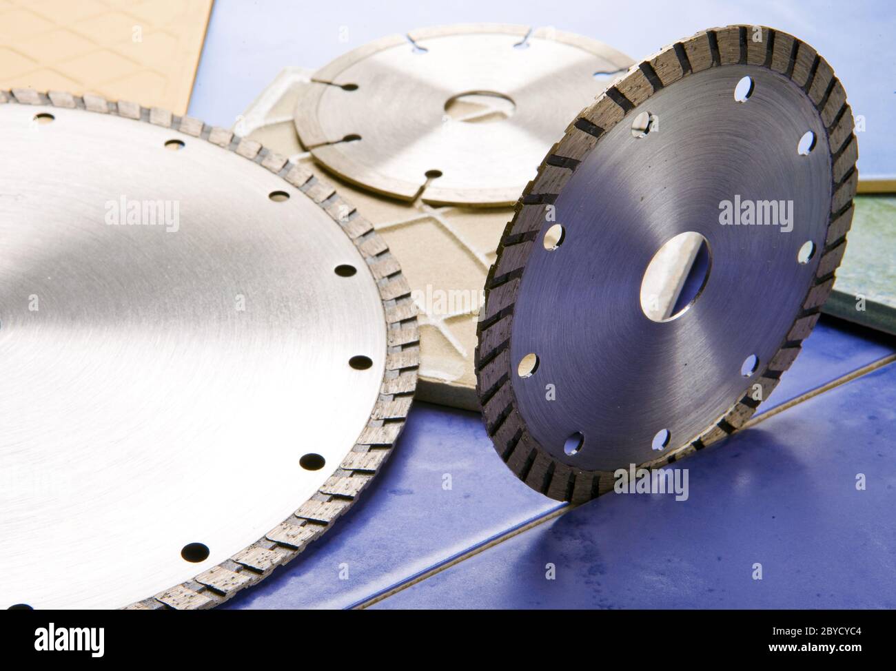 Diamond discs for cutting of tile Stock Photo - Alamy
