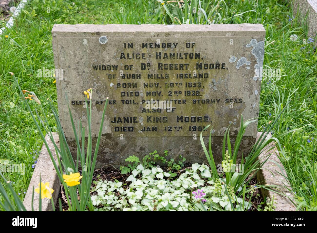 Grave of Janie King Moore, Holy Trinity Churchyard, Headington, Oxford ...
