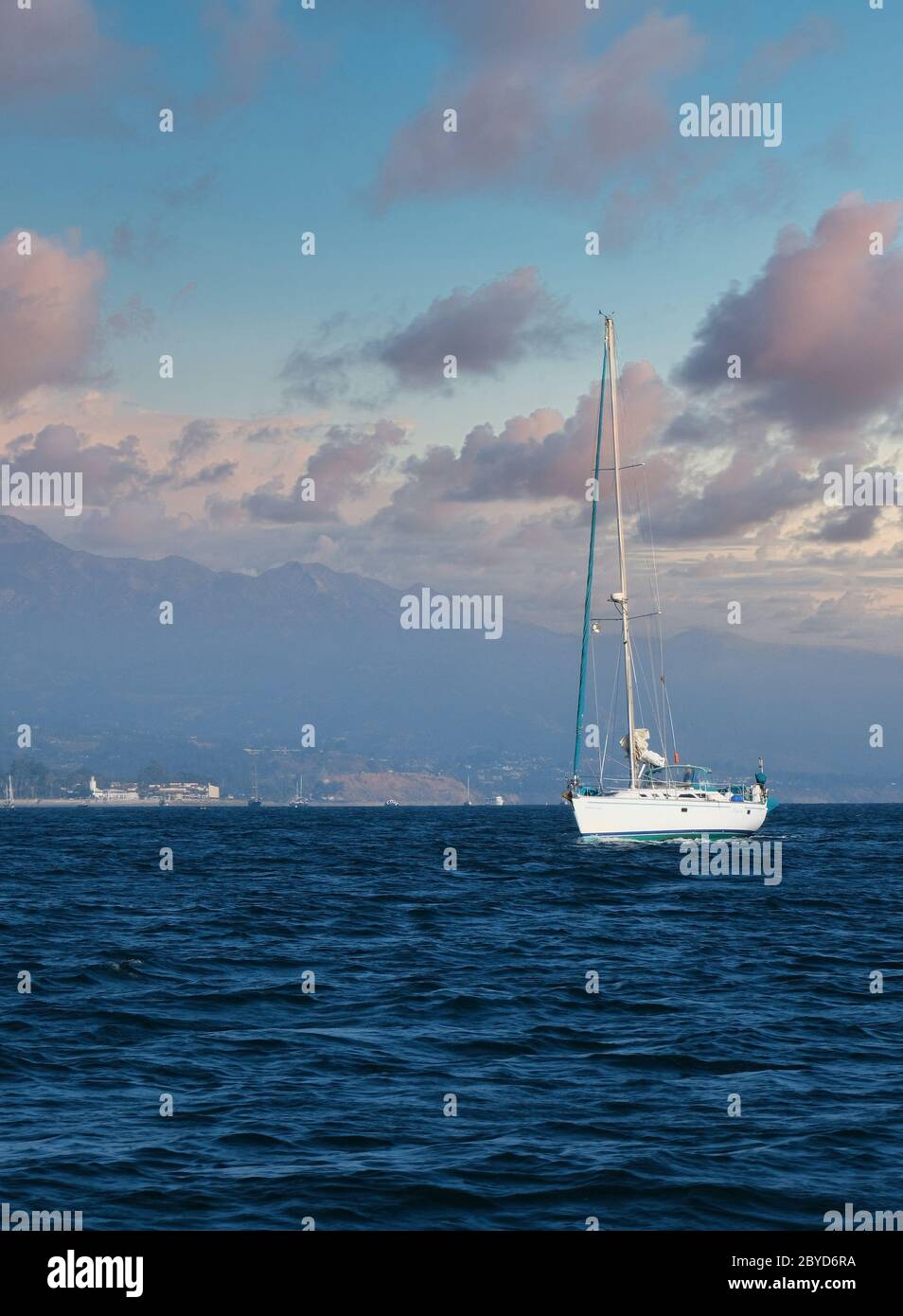Sail down hi-res stock photography and images - Alamy