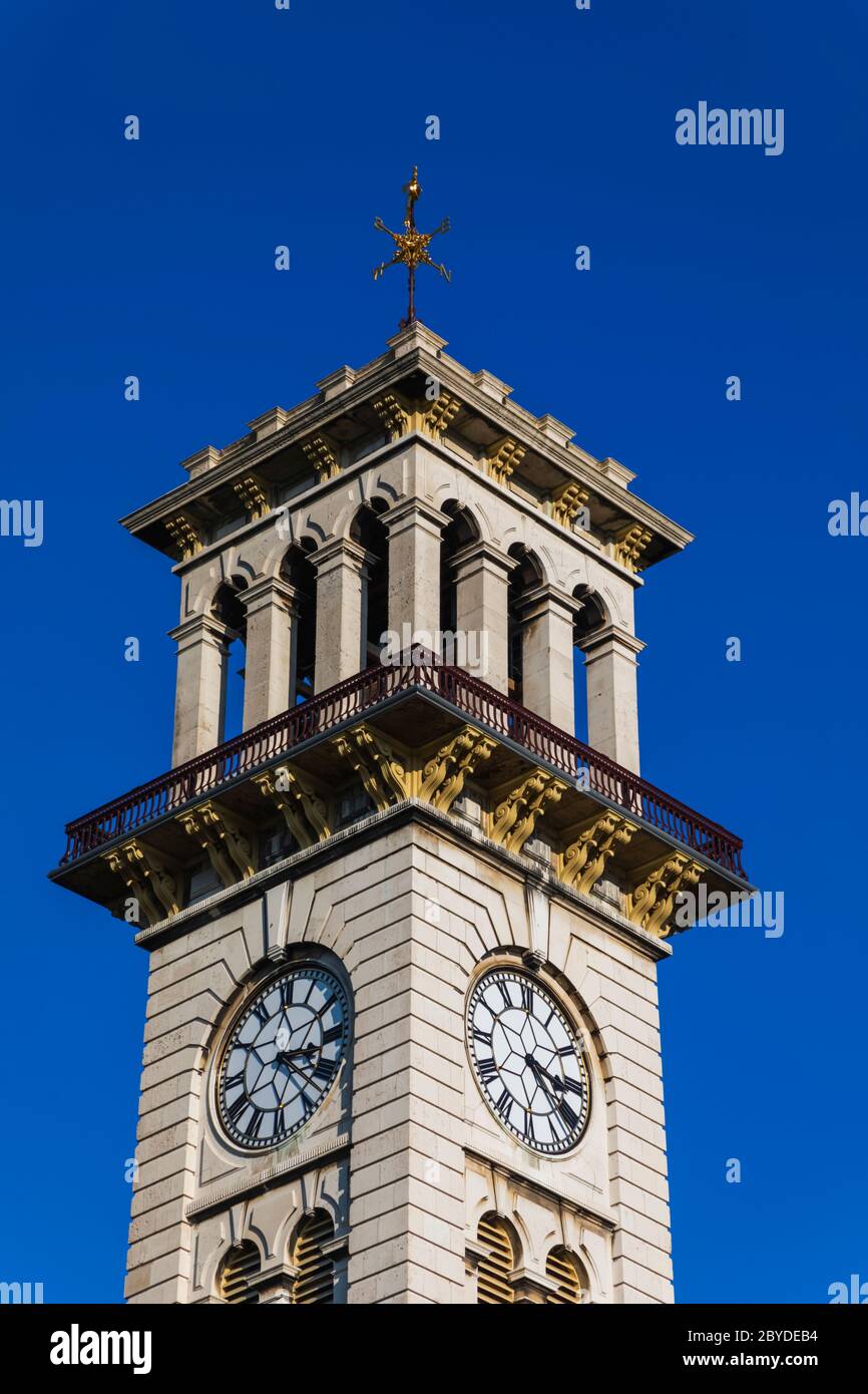 Islington clock tower hi-res stock photography and images - Alamy