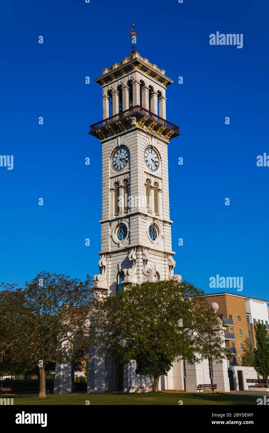Islington clock tower hi-res stock photography and images - Alamy
