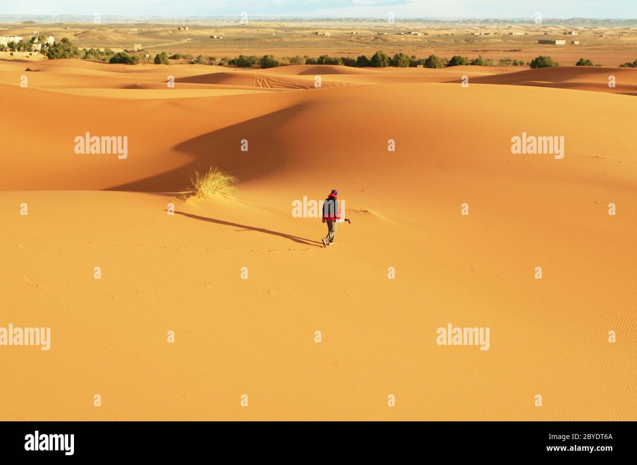 Hike in desert Stock Photo - Alamy