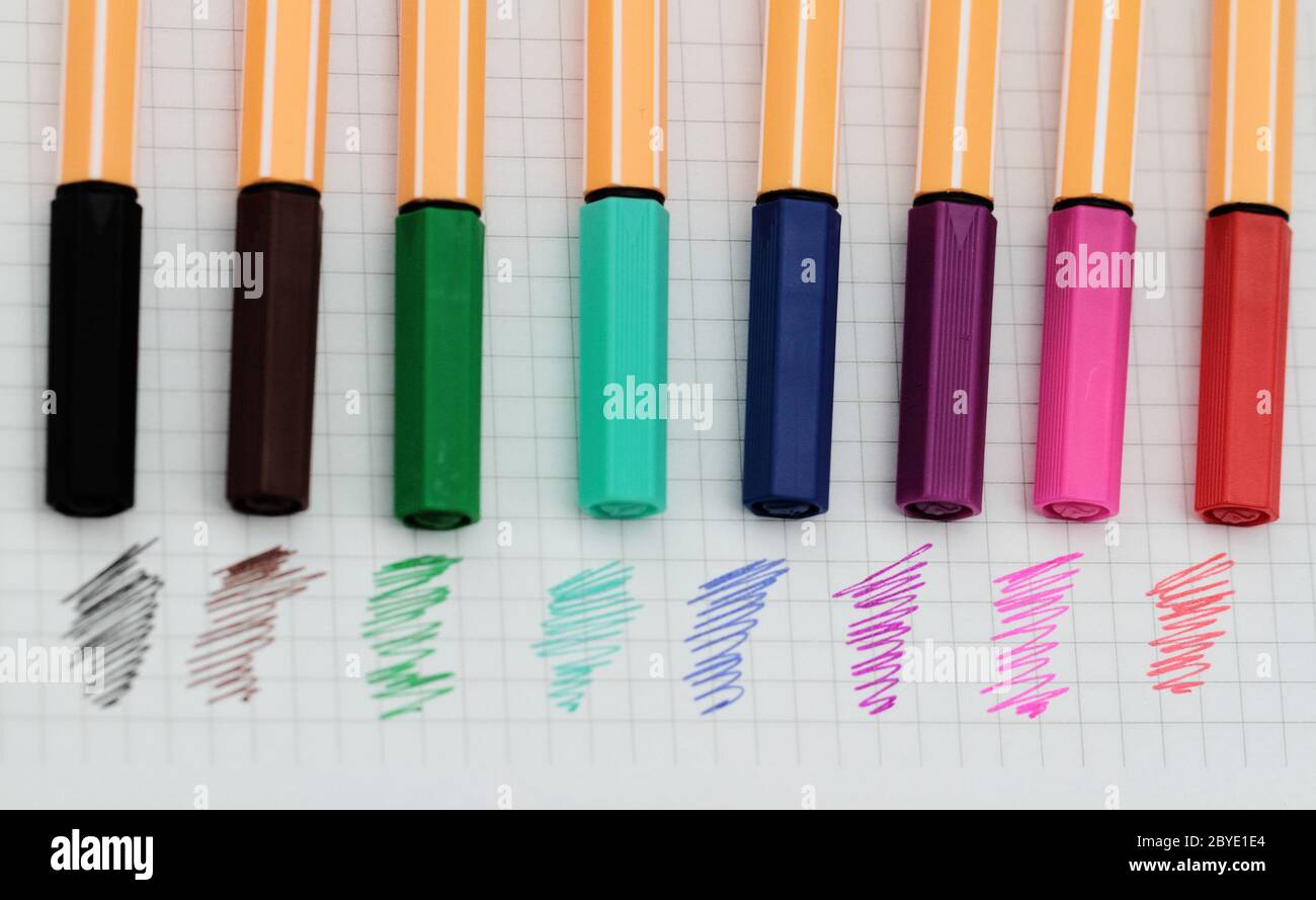 Graduated colour backgrounds hi-res stock photography and images - Alamy