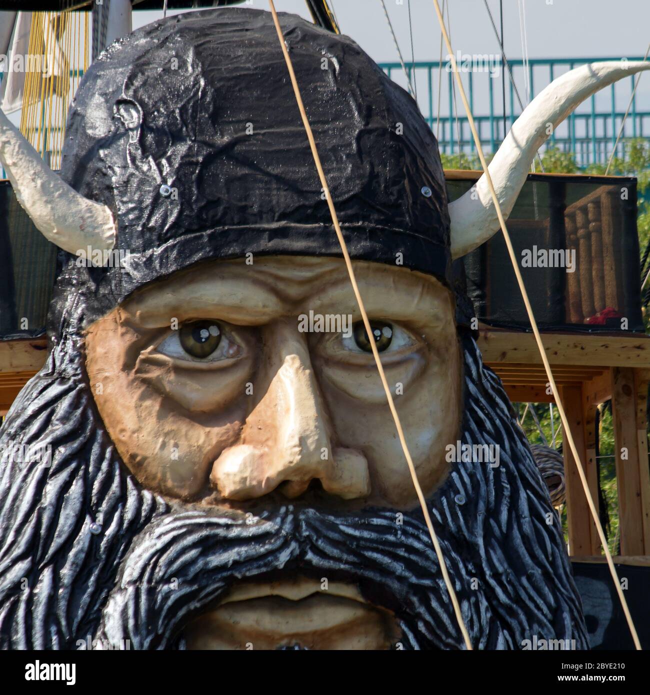 Viking ship head hi-res stock photography and images - Alamy